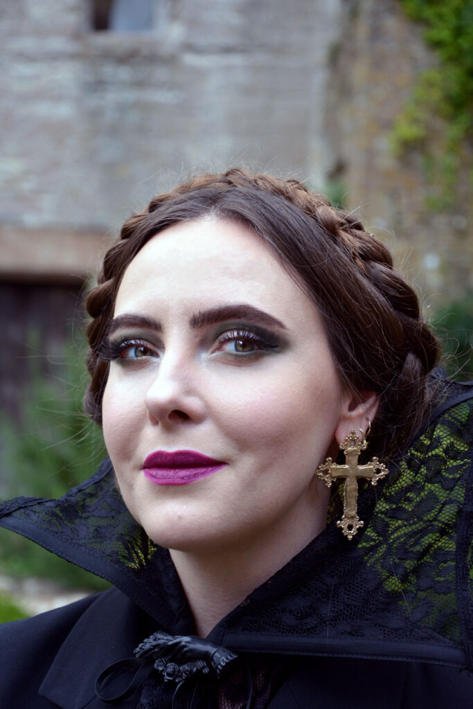 The Sinister Charm of Gothic Jewellery - PRET-A-REPORTER | Jewellery ...